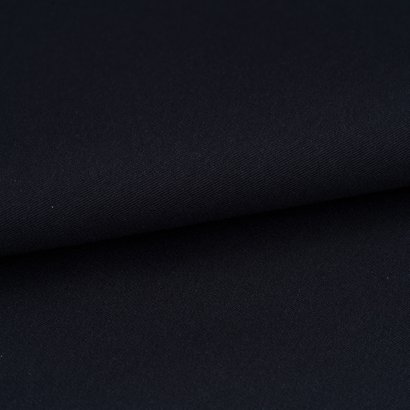 RAIN TECH ネイビー無地ビジネスカジュアルセットアップ | オーダースーツのFABRIC TOKYO